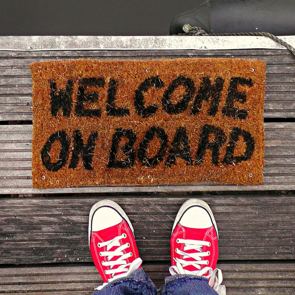 New Employee Welcome Pack Ideas to Kickstart Onboarding | Payless Blog